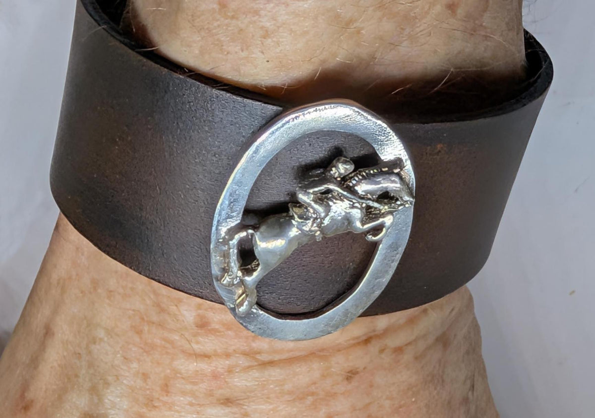 Jumper on Oval Leather Cuff Bracelet – Tempi Design Studio